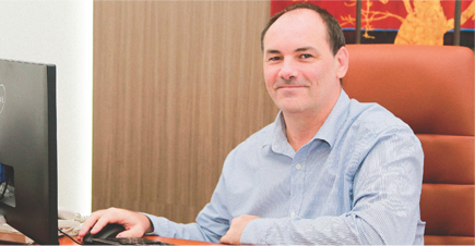 About Us - Welcome to University of Puthisastra | university of health ...